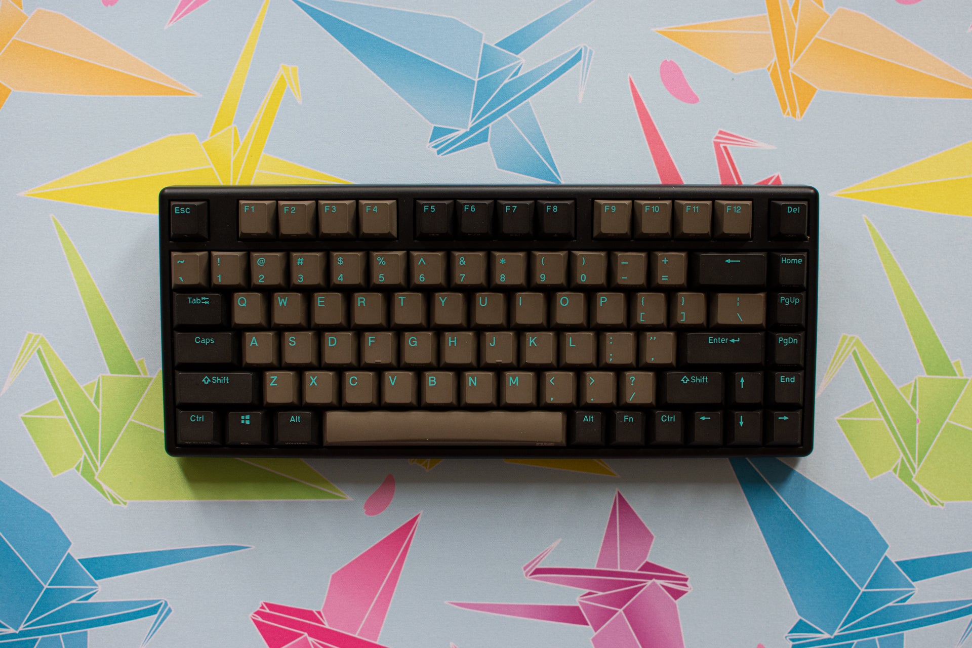 NiZ Micro 82 Bluetooth Keyboard – Keyspresso